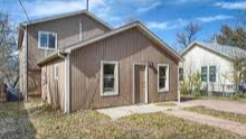 House Repairs at Comradery House | VOMO
