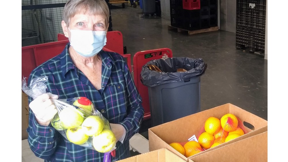 Food Pantries- Champion Ave Pantry 2022 | VOMO