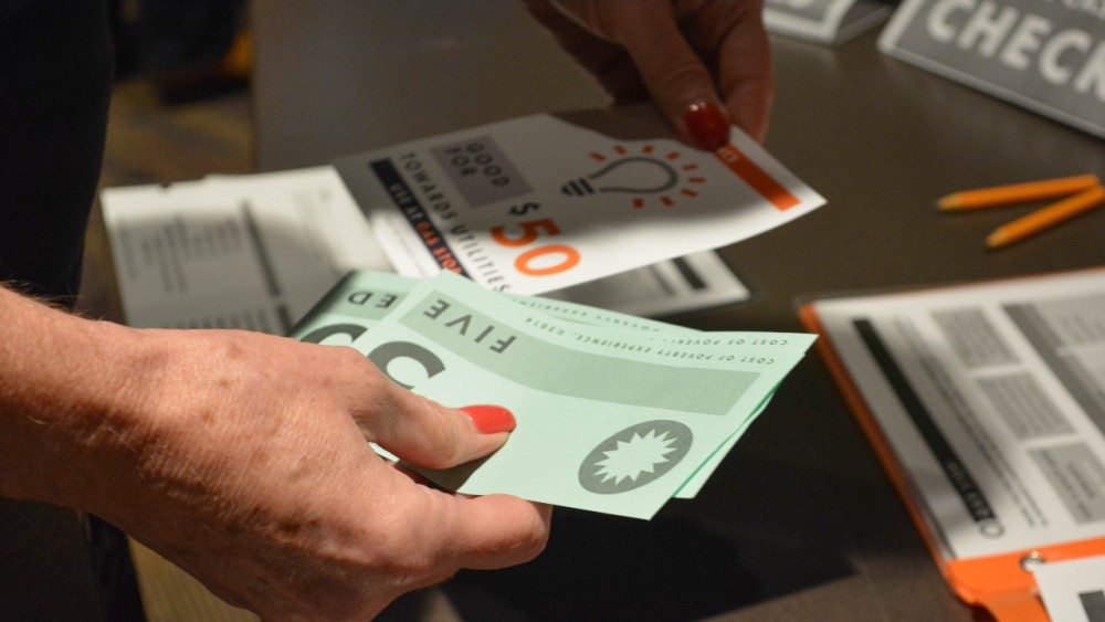 Poverty Simulation Setup Volunteer | VOMO