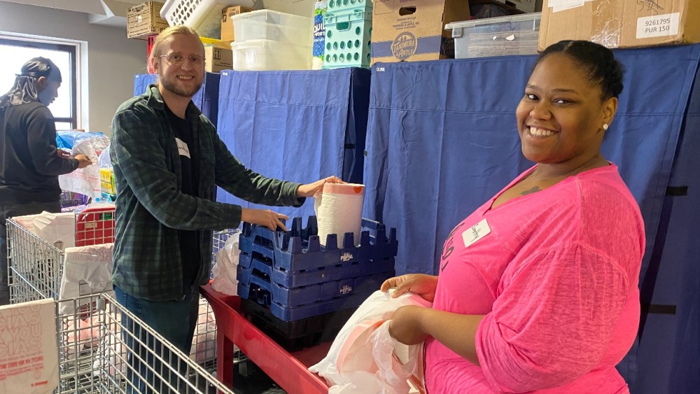 Food Pantries- Champion Ave Pantry 2023 | VOMO