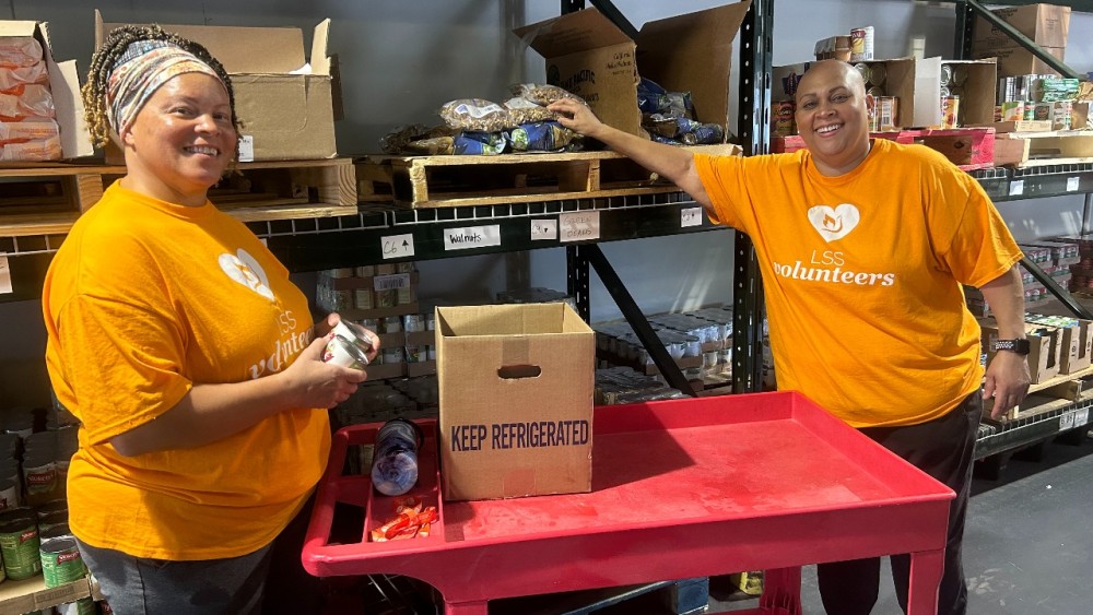 Food Pantries-Champion Pantry-Volunteers-2025 | VOMO