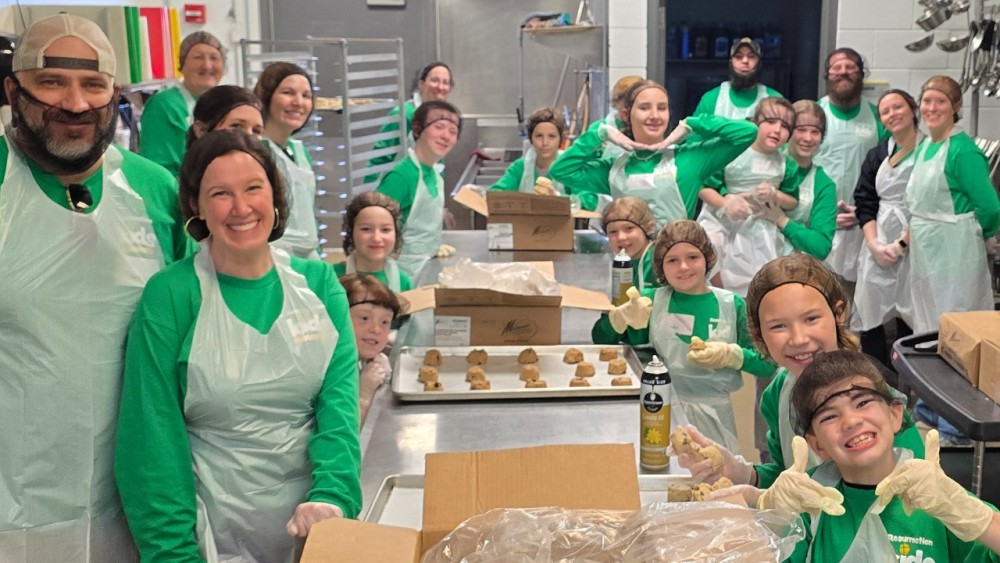 Hospitality Center-Food Prep/Sandwich Making | VOMO
